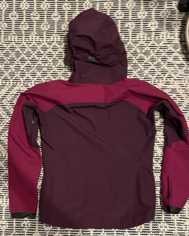 FS: Books, Patagonia Super Alpine, Osprey Snow Kit