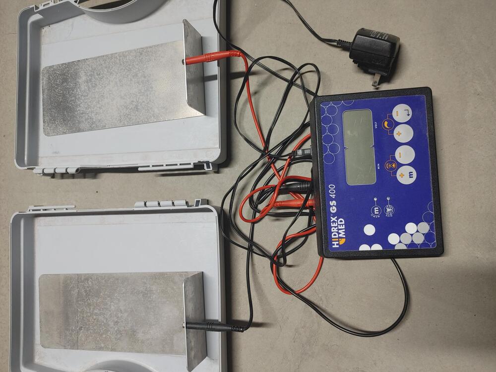 Sweaty hands and or feet? Iontophoresis machine for sale - $100