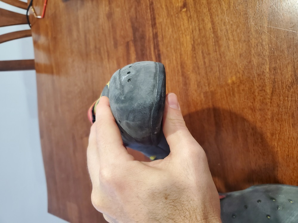 Selling goods: Shoes, crash pad, trango prodigy hangboard