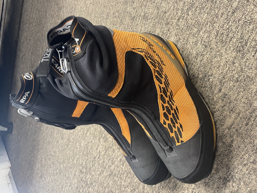 Scarpa Phantom 6000 46, TNF Cinder 55L, Inreach MinI