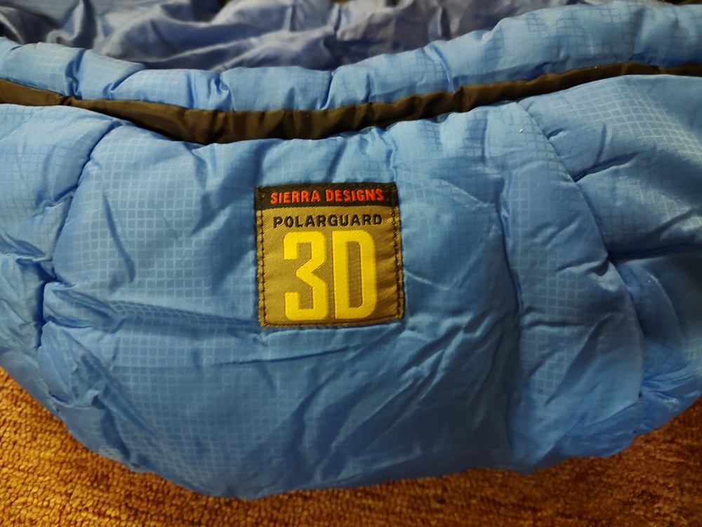 FS -Sierra Designs 10F Polarguard sleeping bag