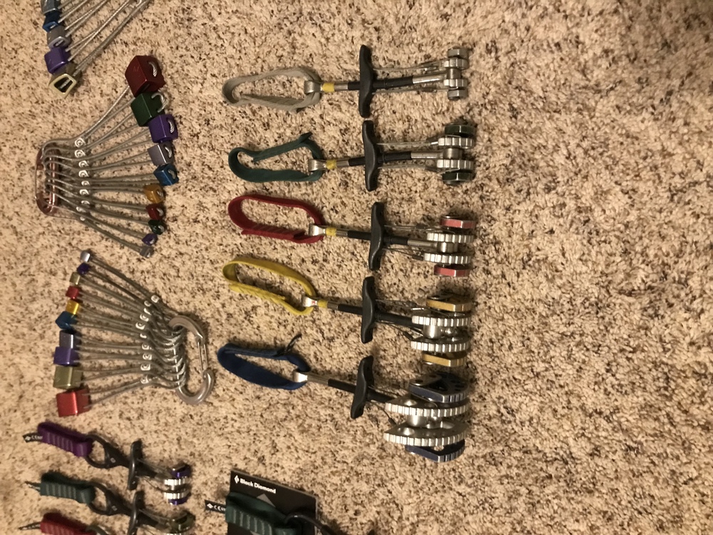 FS *** BD Nuts - Camalots - Draws - Soloist - Pins