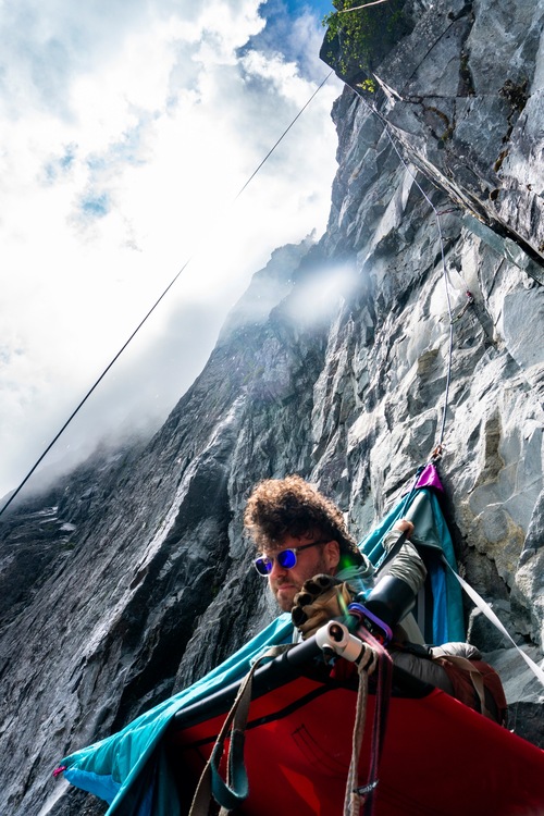 FS: Metolius Single Bomb Shelter $300