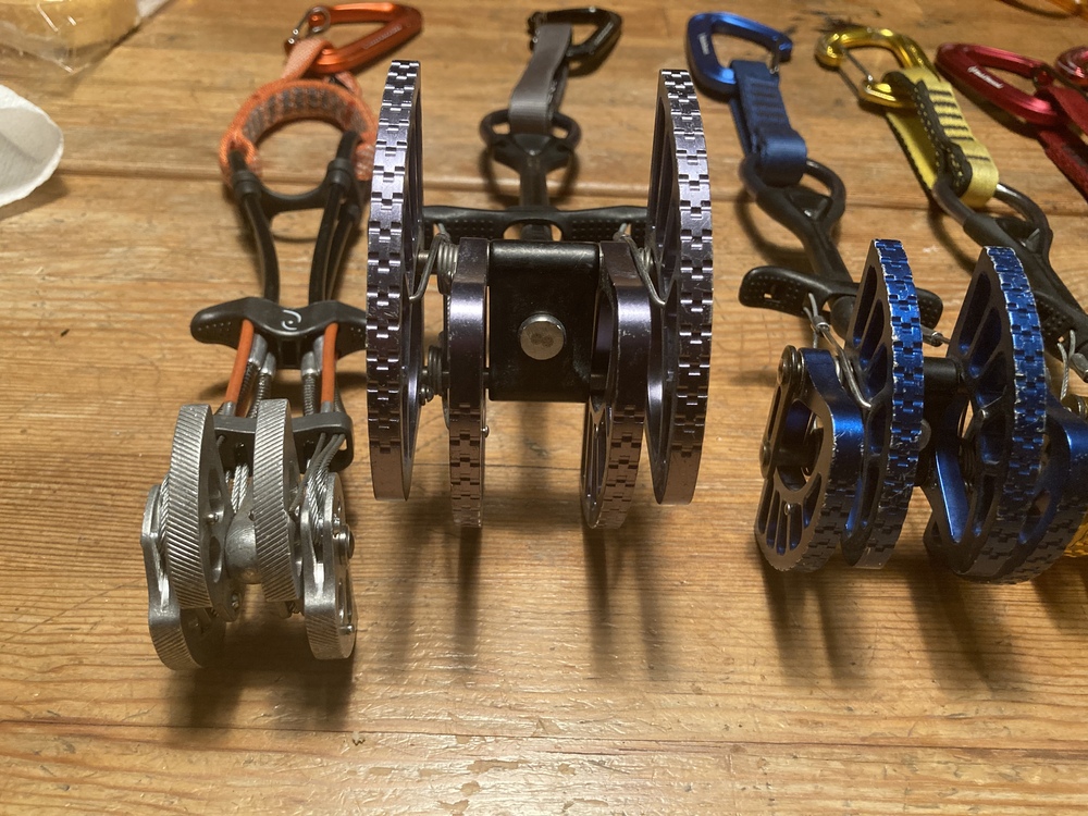 FS: Cams (Totem, C4s, Z4), Alpine Draws