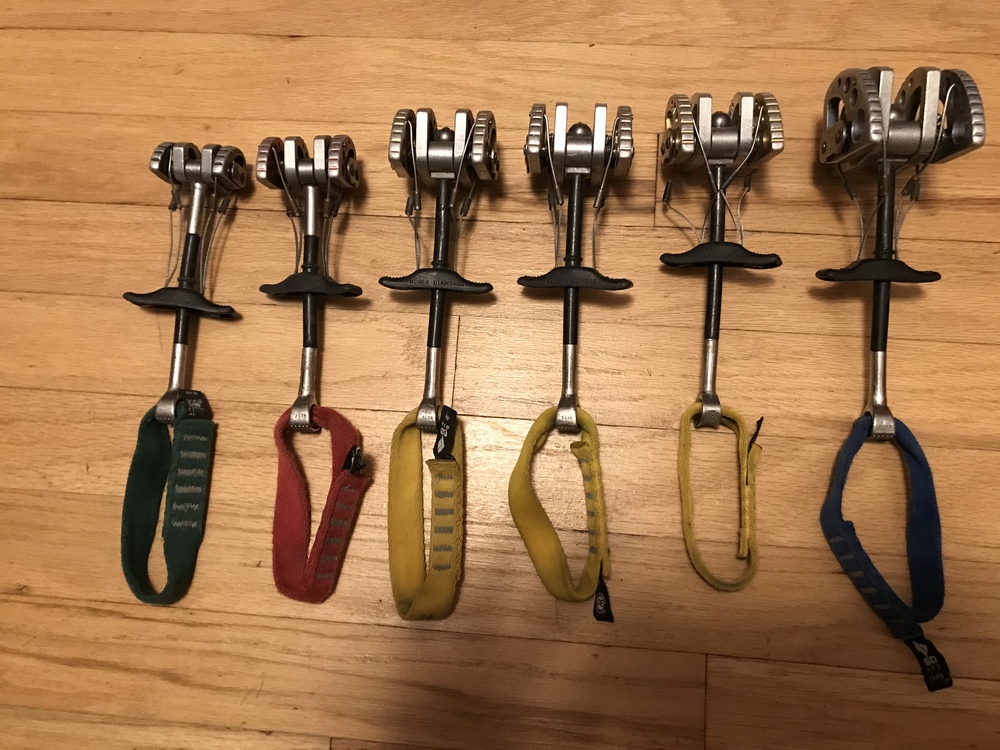 Updated FS: Unplaced C3 set, biners, Cheap Camalots, Patagonia rain ...