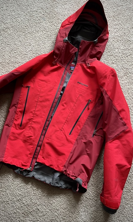 Patagonia Super Alpine jacket, Med— never worn!!