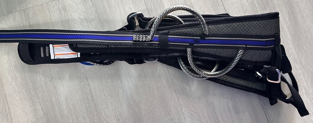 FS: Large Safe Tech Harness Brand New