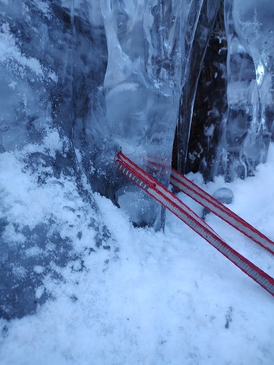 How strong are threaded ice runners?