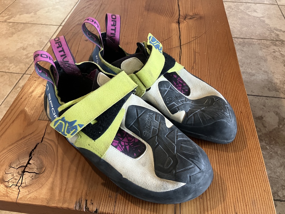 FS: Women’s Skwama [41.5]