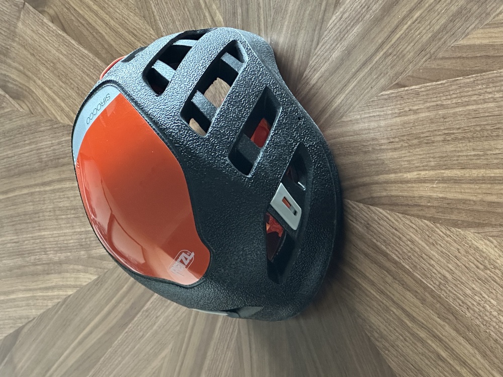 Petzl Sirocco helmet, Tension flashboard, Tension block