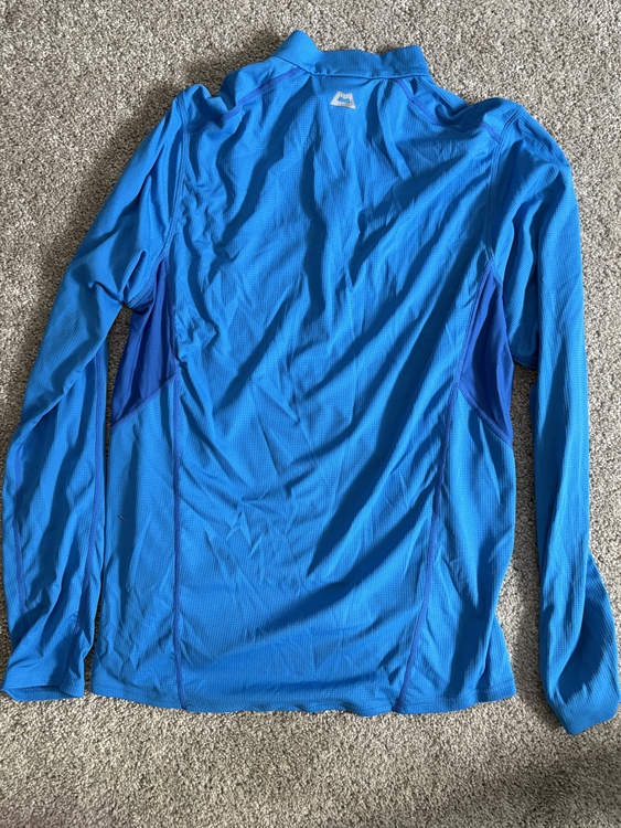 FS: Men’s Mountain Equipment Solar Eclipse Zip Tee - LARGE