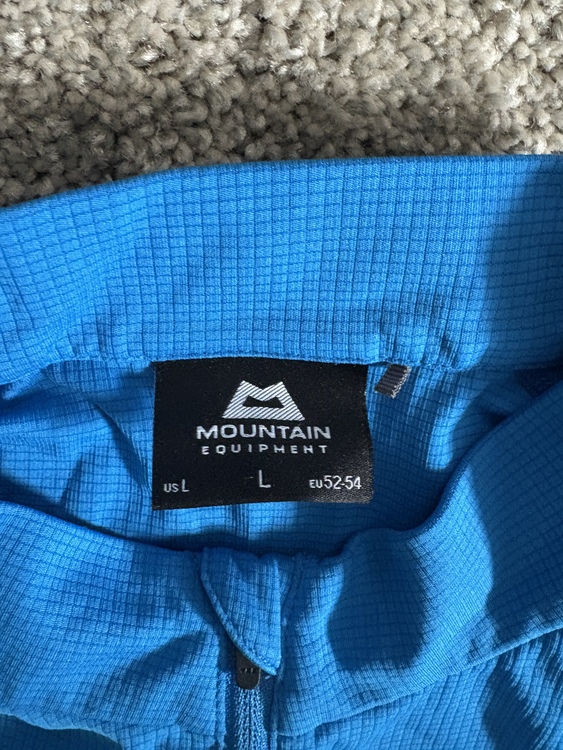 FS: Men’s Mountain Equipment Solar Eclipse Zip Tee - LARGE